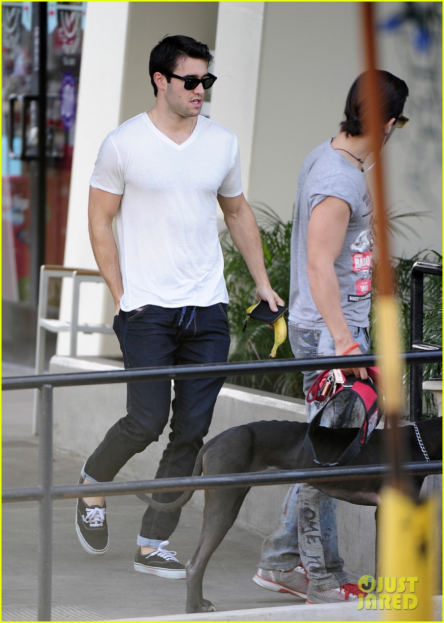 Josh Bowman: 'Revenge' Has Plans for Daniel Grayson!: Photo 3014111 ...