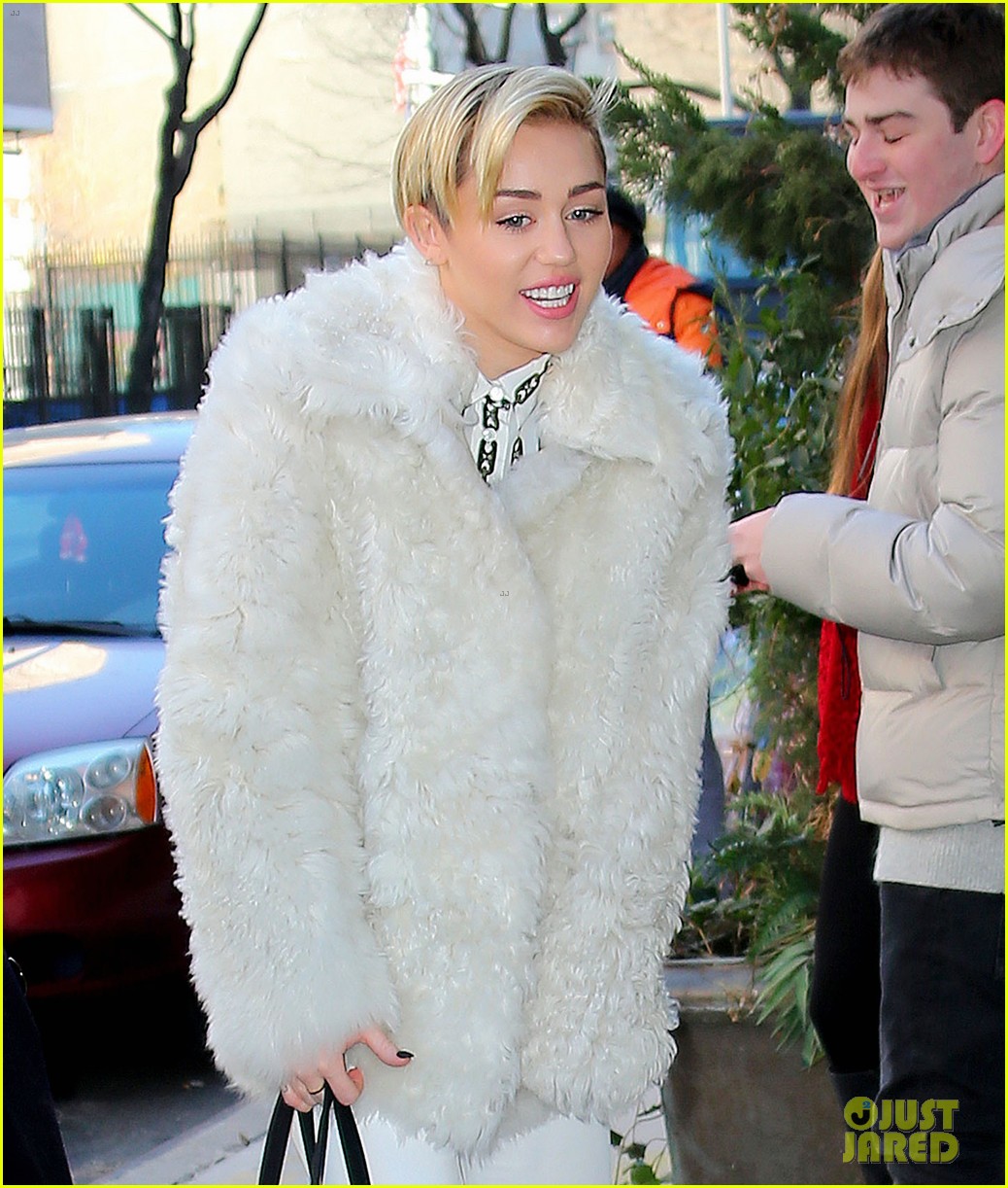 Miley Cyrus: My VMAs Performance Opened So Many Doors: Photo 3010755 ...