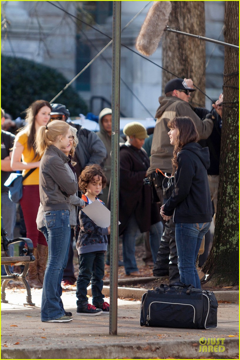 Hailee Steinfeld: Wrapping Up 'Barely Lethal' Filming!: Photo 3010201 ...