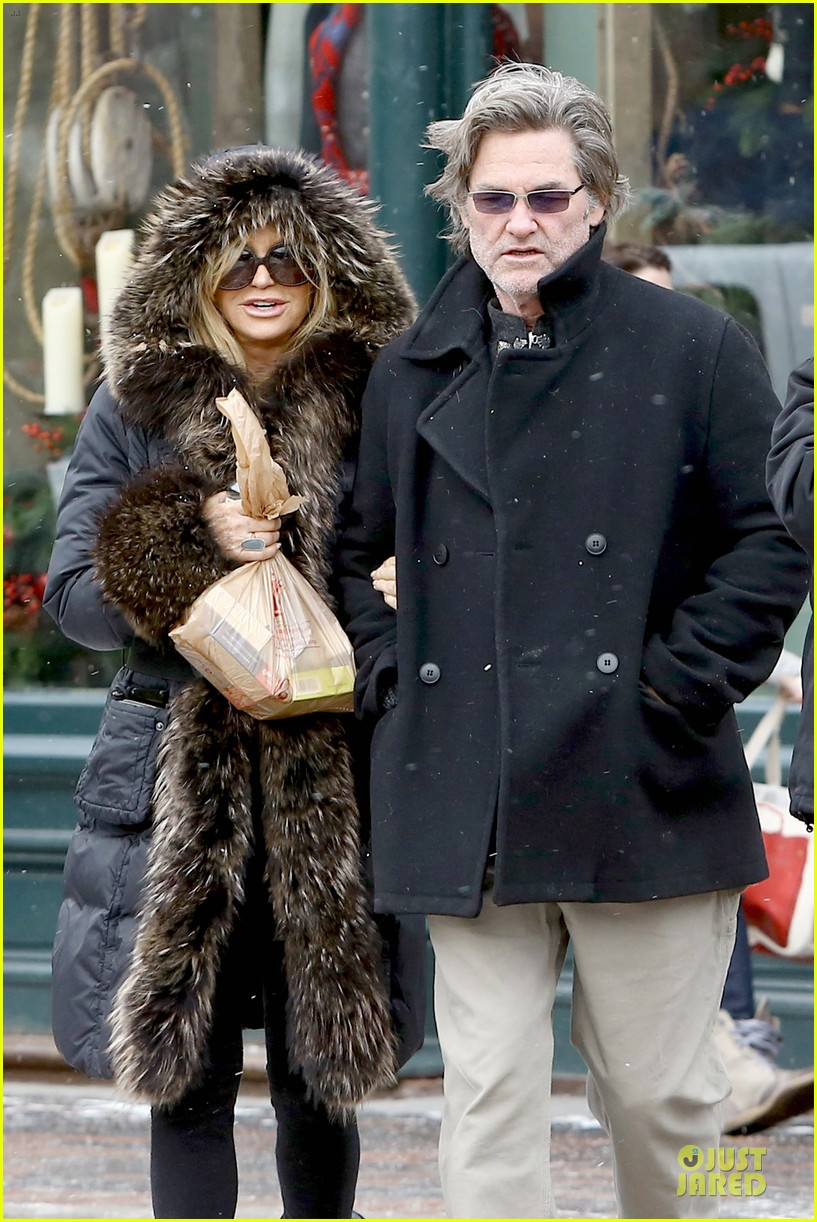 Goldie Hawn & Kurt Russell: Aspen Chat with Melanie Griffith!: Photo ...