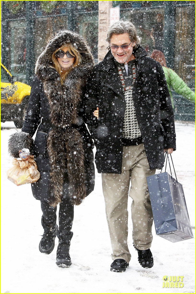 Goldie Hawn & Kurt Russell: Aspen Chat with Melanie Griffith!: Photo ...