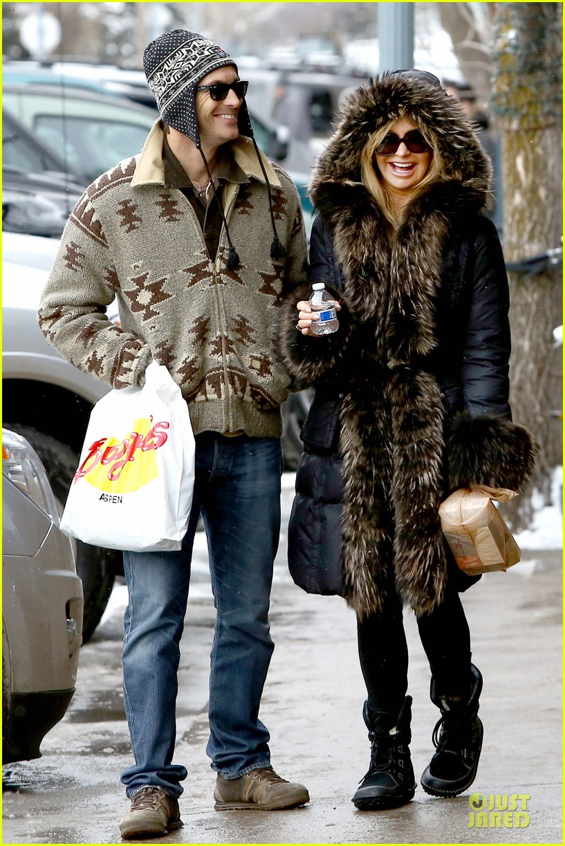 Goldie Hawn & Kurt Russell: Aspen Chat with Melanie Griffith!: Photo ...