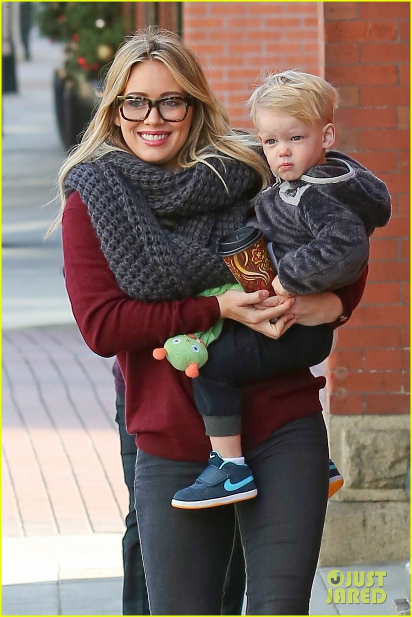 Hilary Duff: Busy Weekend with Her Boys!: Photo 3007811 | Celebrity ...