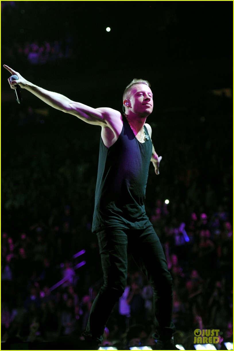 Macklemore & Paramore Rock Z100's Jingle Ball 2013!: Photo 3011755 ...