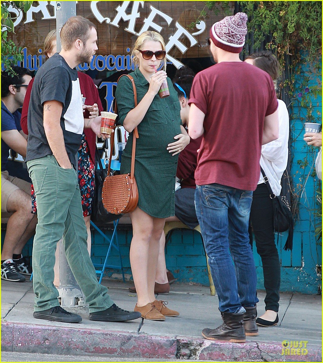 Teresa Palmer & Mark Webber: Family Lunch After Christmas!: Photo ...