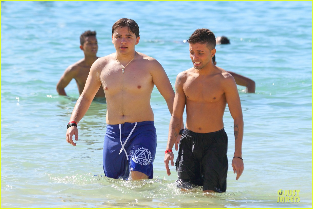 Photo: prince jackson shirtless holiday vacation in hawaii 12 | Photo ...