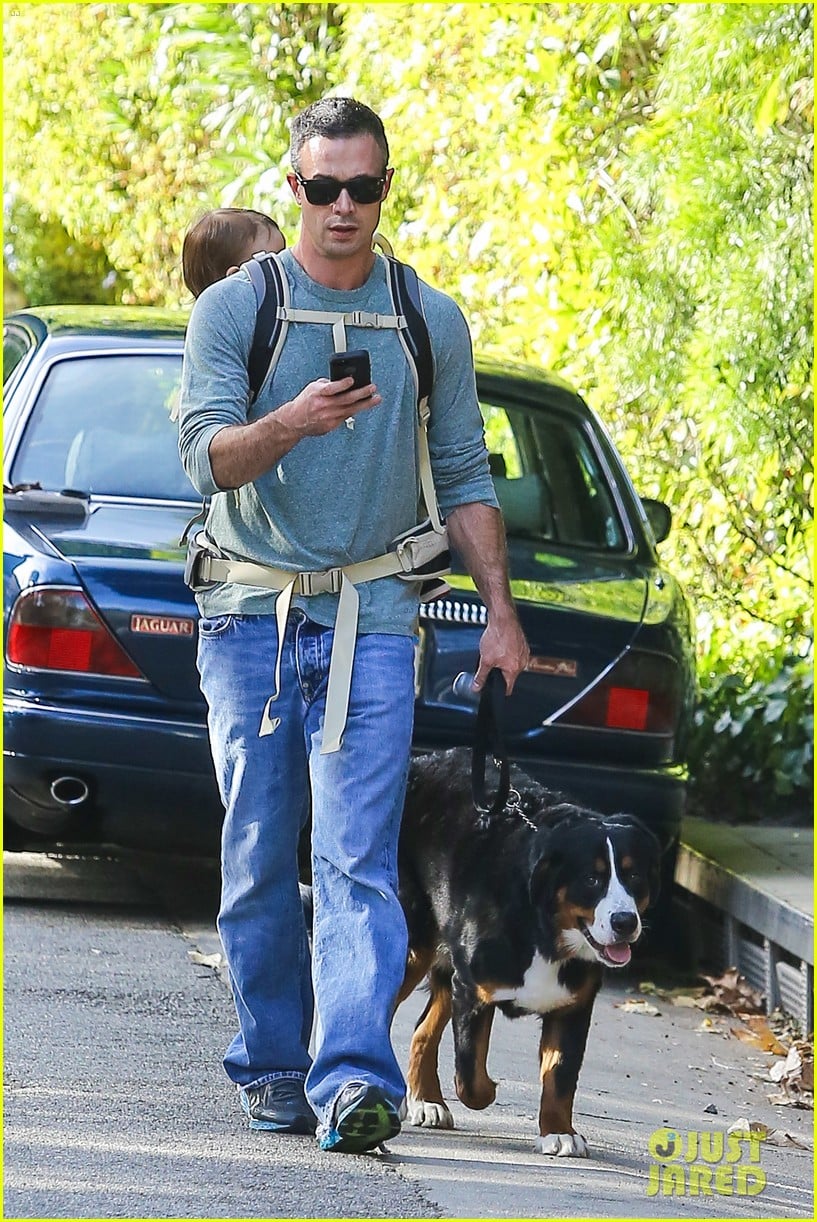 Freddie Prinze Jr. Walks the Dog with Son Rocky James!: Photo 3012858 ...