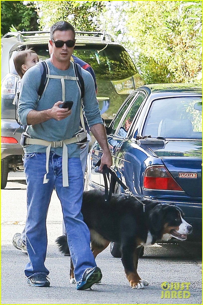 Freddie Prinze Jr. Walks the Dog with Son Rocky James!: Photo 3012862 ...