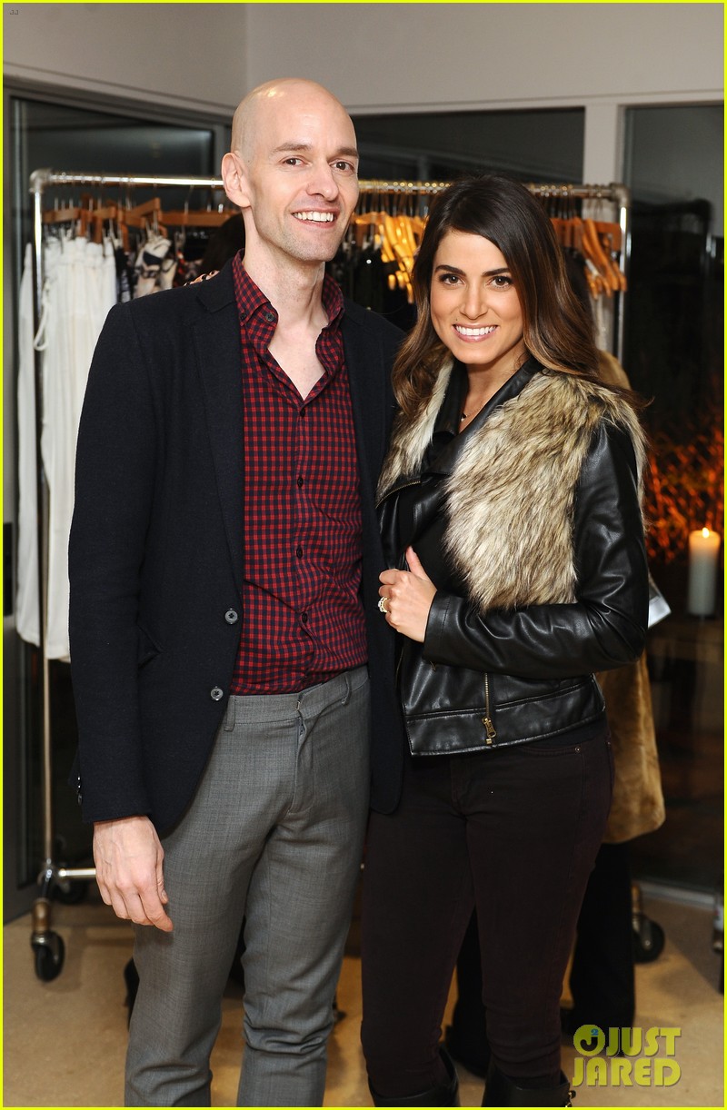 Nikki Reed & Mandy Moore: A Parker Party!: Photo 3009641 | Mandy Moore ...