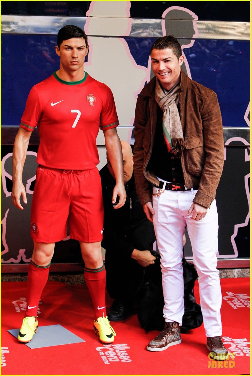 Cristiano Ronaldo: Wax Figure Unveiling in Madrid!: Photo 3007375 ...