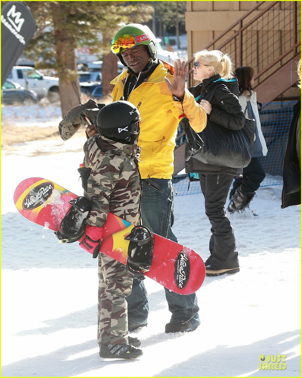 Gwen Stefani & Seal: Warm Hug in Snowy Mammoth!: Photo 3020123 ...