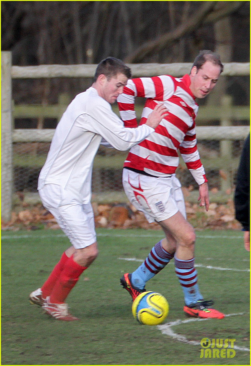 Prince William & Prince Harry Hug After Charity Soccer Match!: Photo ...