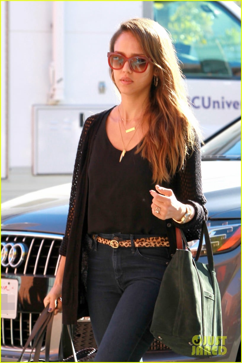 Jessica Alba: 'A.C.O.D.' On Blu-Ray & DVD Now!: Photo 3033707 | Jessica ...