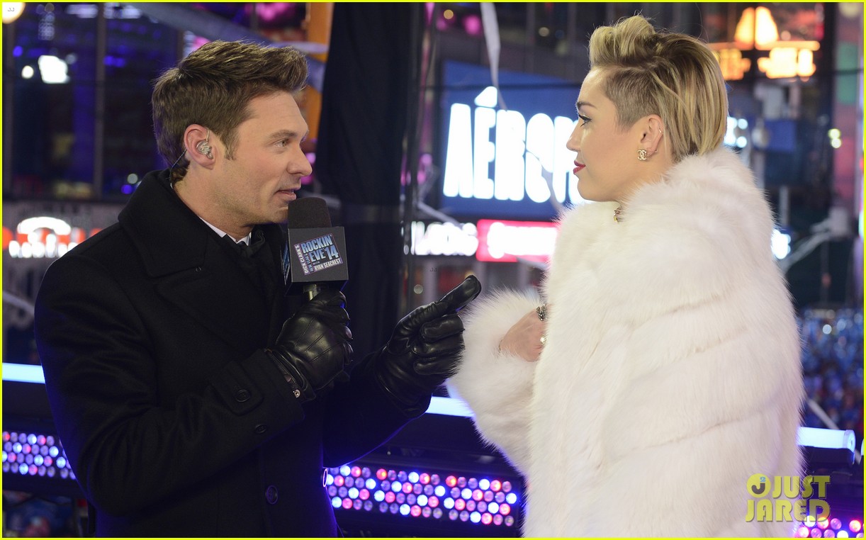 Miley Cyrus: New Year's Eve 2014 Performance - WATCH NOW!: Photo ...