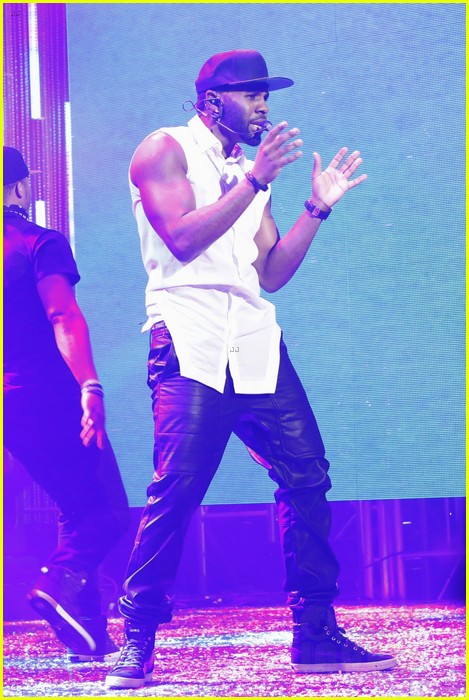 Jason Derulo Performs on 'New Year's Rockin' Eve 2014' (Video): Photo ...