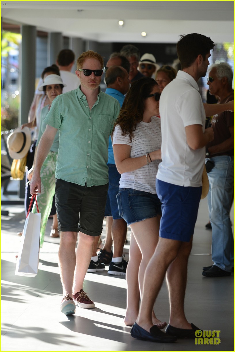 Jesse Tyler Ferguson & Justin Mikita Celebrate New Year in St. Barts ...