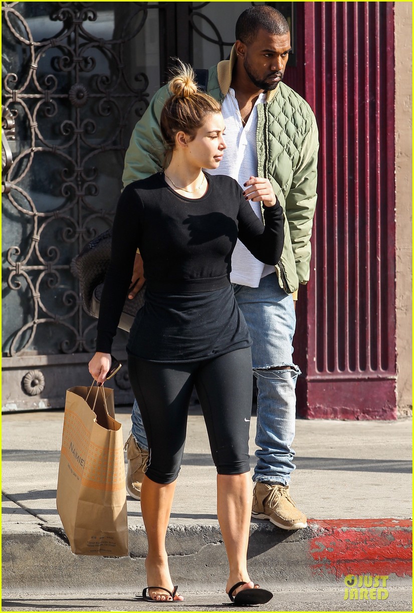 Kim Kardashian & Kanye West Shop Together After New Year!: Photo ...