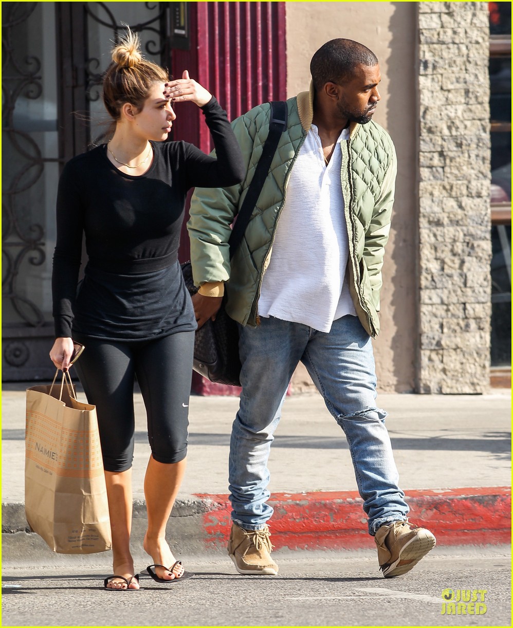 Kim Kardashian & Kanye West Shop Together After New Year!: Photo ...