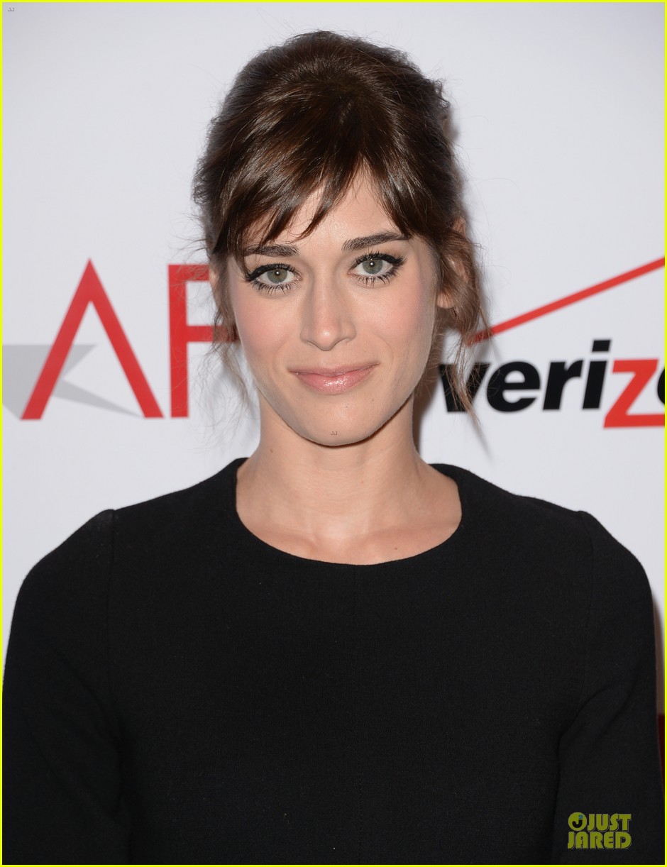 Lizzy Caplan Bangs