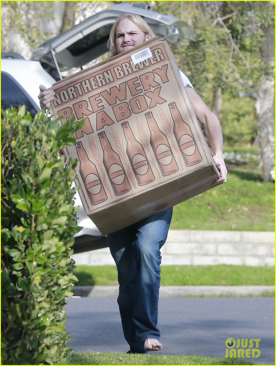 Kate Hudson: Family Day at Brother Oliver's House!: Photo 3022989 ...