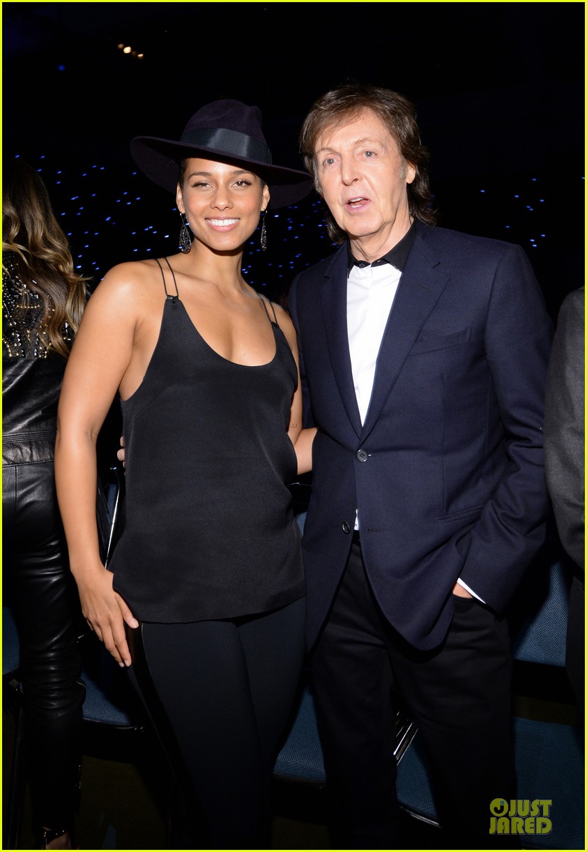 Alicia Keys & John Legend: Beatles Tribute Performers!: Photo 3042578 ...