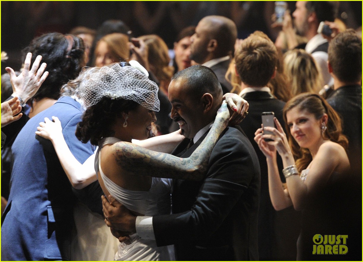 Macklemore & Ryan Lewis: 'Same Love' at Grammys 2014! (VIDEO): Photo ...