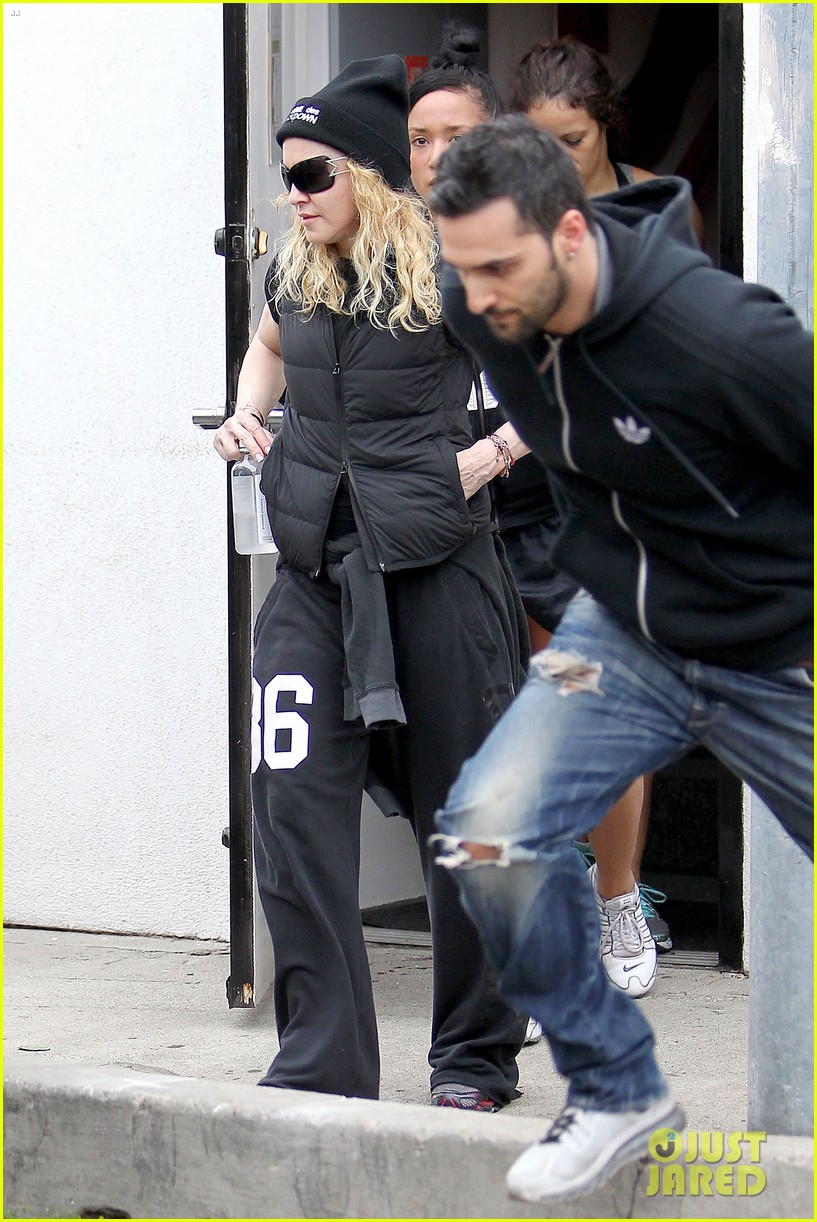 Madonna Will Introduce Pussy Riot at Brooklyn Amnesty Benefit: Photo ...