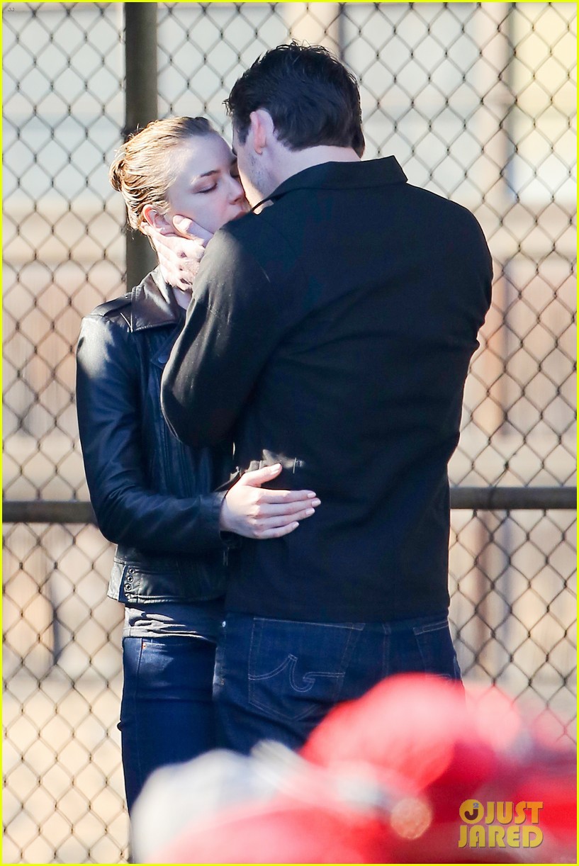 Olivier Martinez Joins 'Revenge' as Karine Vanasse's Father!: Photo ...