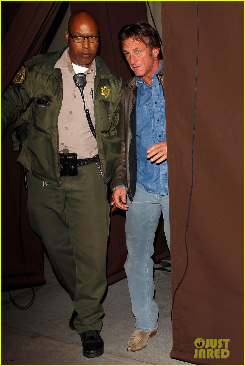 Sean Penn Escorted to Car By Armed Sheriff After Dinner Out: Photo ...