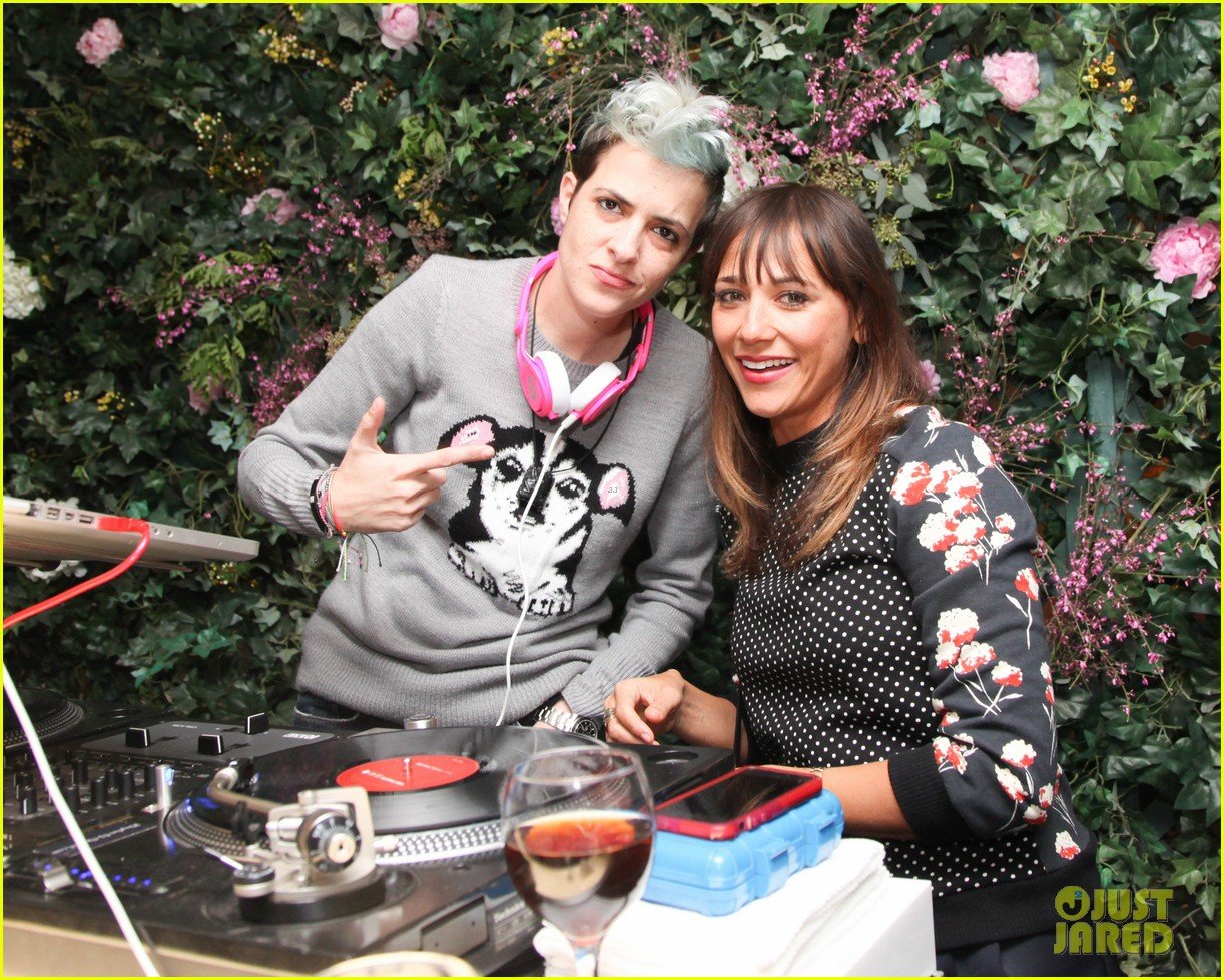 Nicole Richie & Rashida Jones: Charlotte Ronson's Vogue Eyewear Launch ...