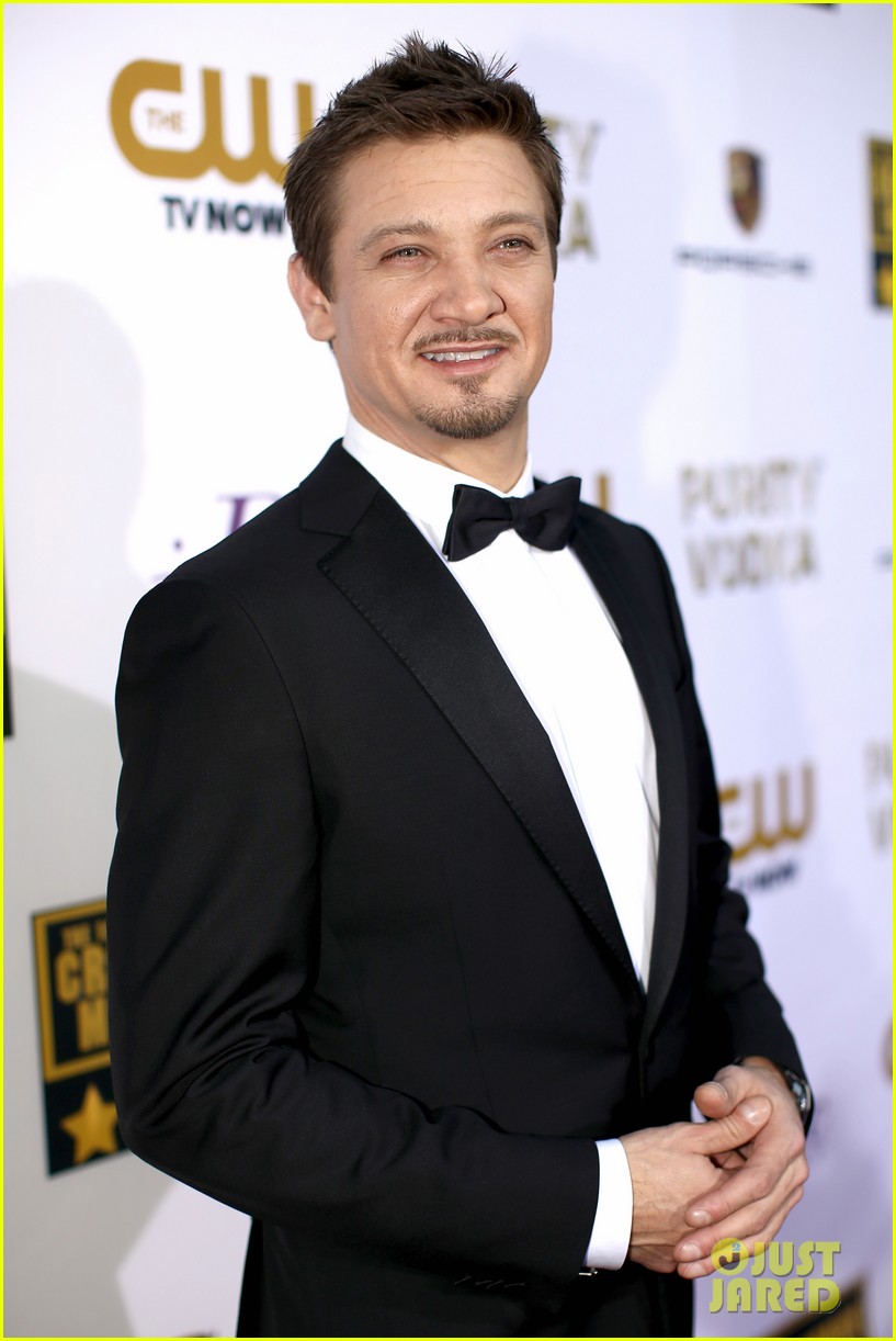 Jeremy Renner & Elisabeth Rohm - Critics' Choice Awards 2014: Photo ...