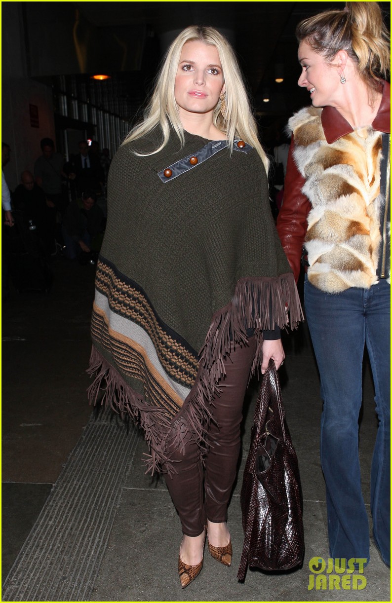 Photo: jessica simpson models slim figure in jessica simpson collection ...