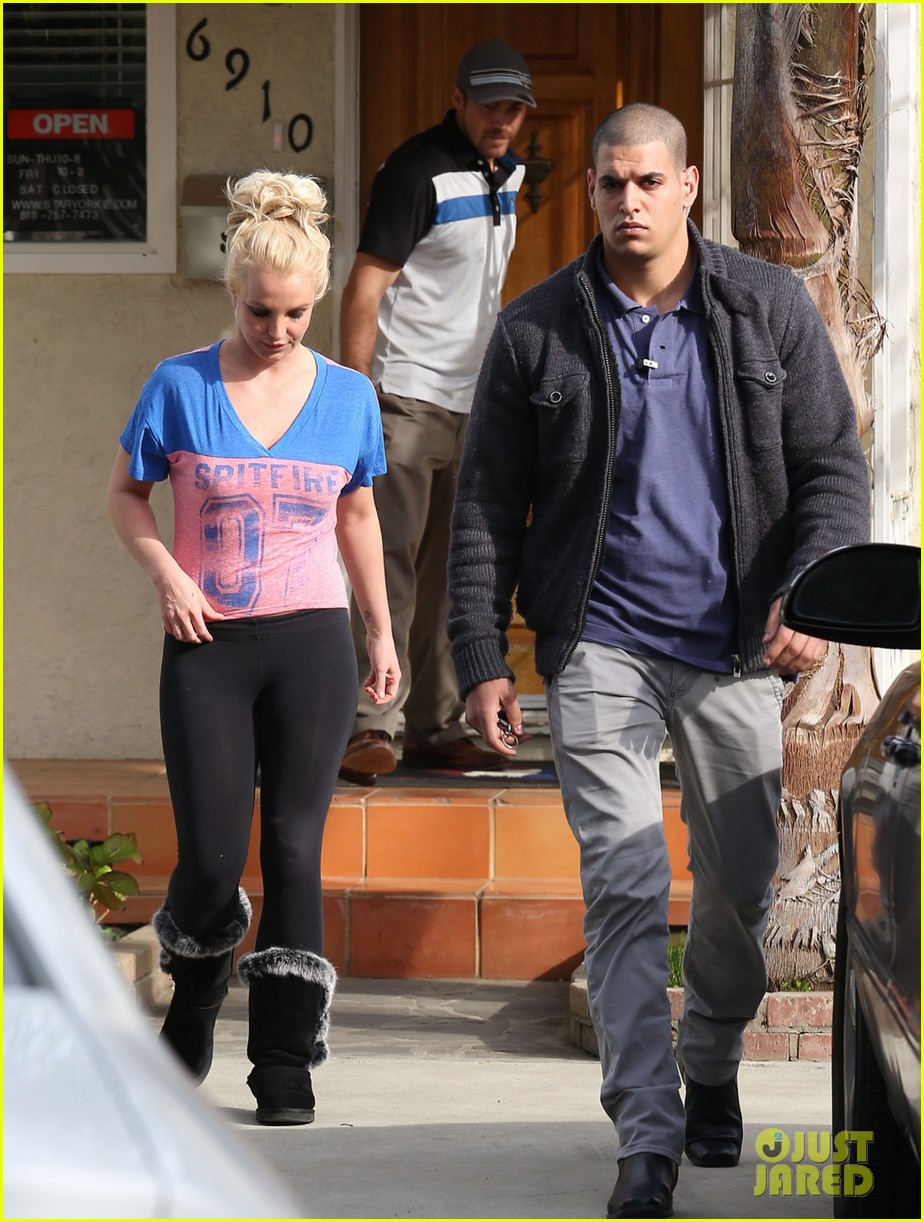 Britney Spears Visits a Yorkie Breeder with David Lucado!: Photo ...