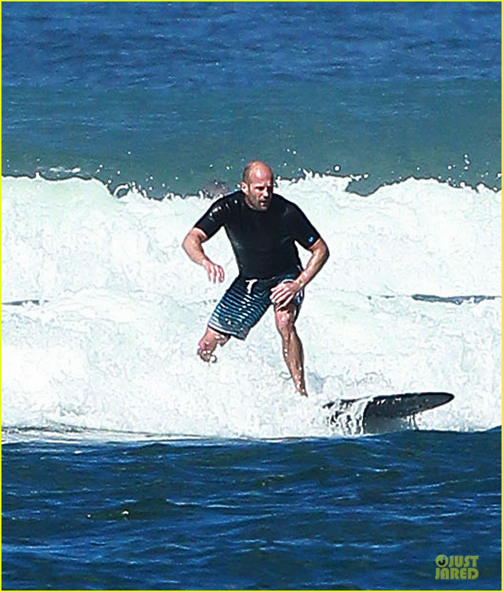 Jason Statham: Surfing Vacation in Hawaii!: Photo 3024688 | Jason ...