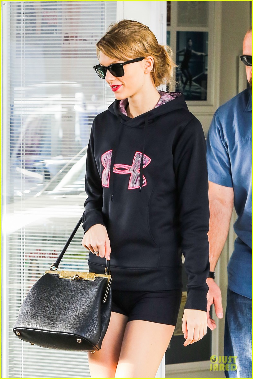 Photo Taylor Swift What Song Should I Sing At The Grammys 11 Photo 