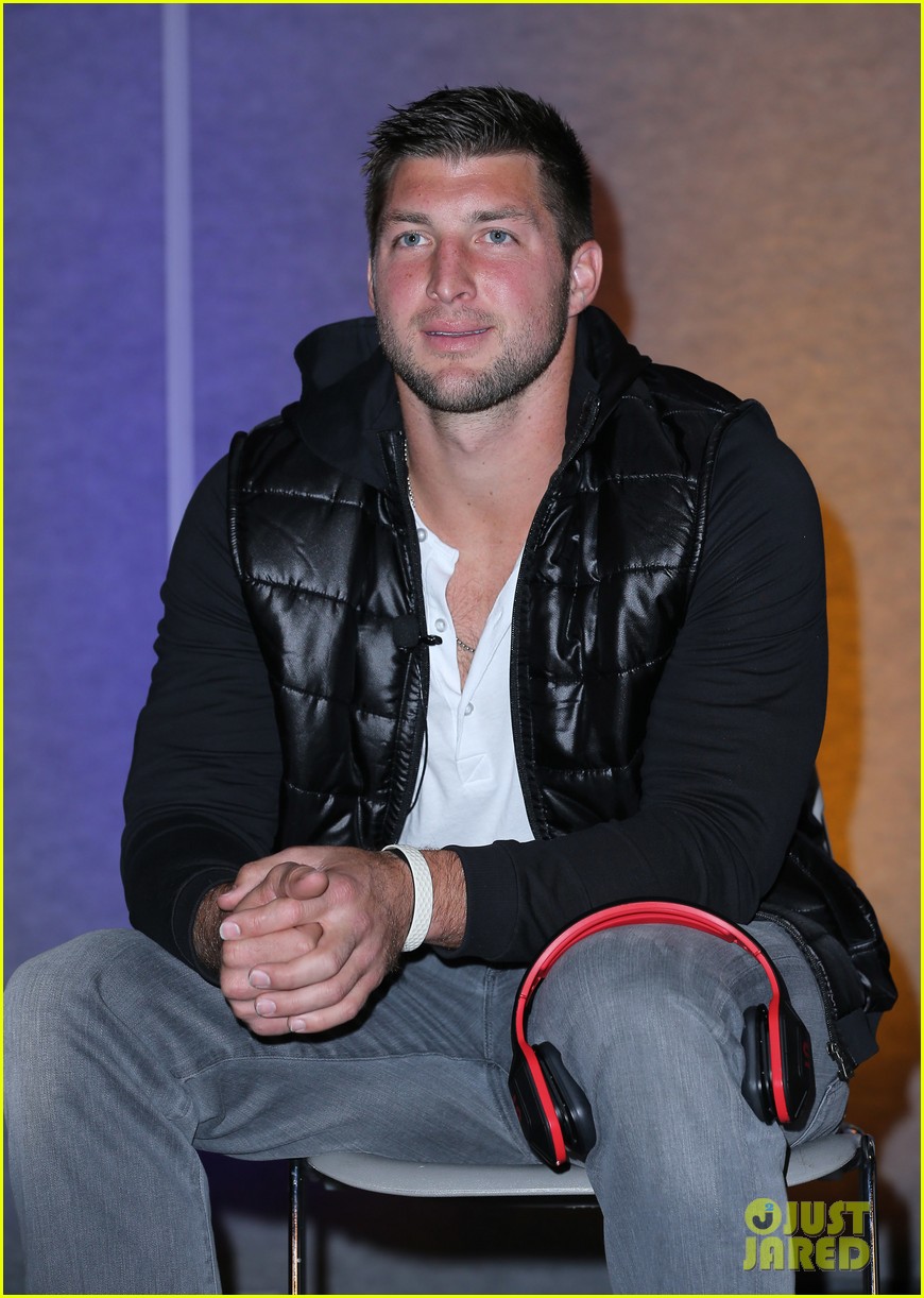 Tim Tebow: Soul Electronics CES 2014 Press Conference!: Photo 3026127 ...
