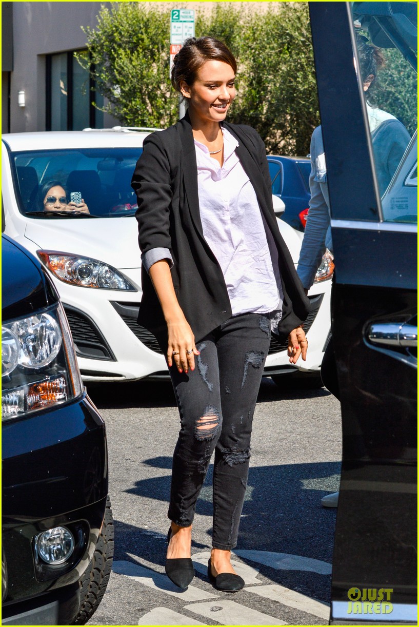 Jessica Alba: In Talks For 'The Veil' Role!: Photo 3053796 | Cash ...