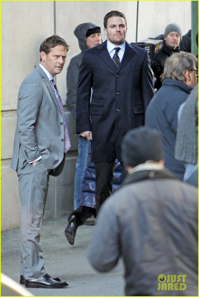 Stephen Amell Flagged as Spambot By Facebook!: Photo 3048696 | Photos ...