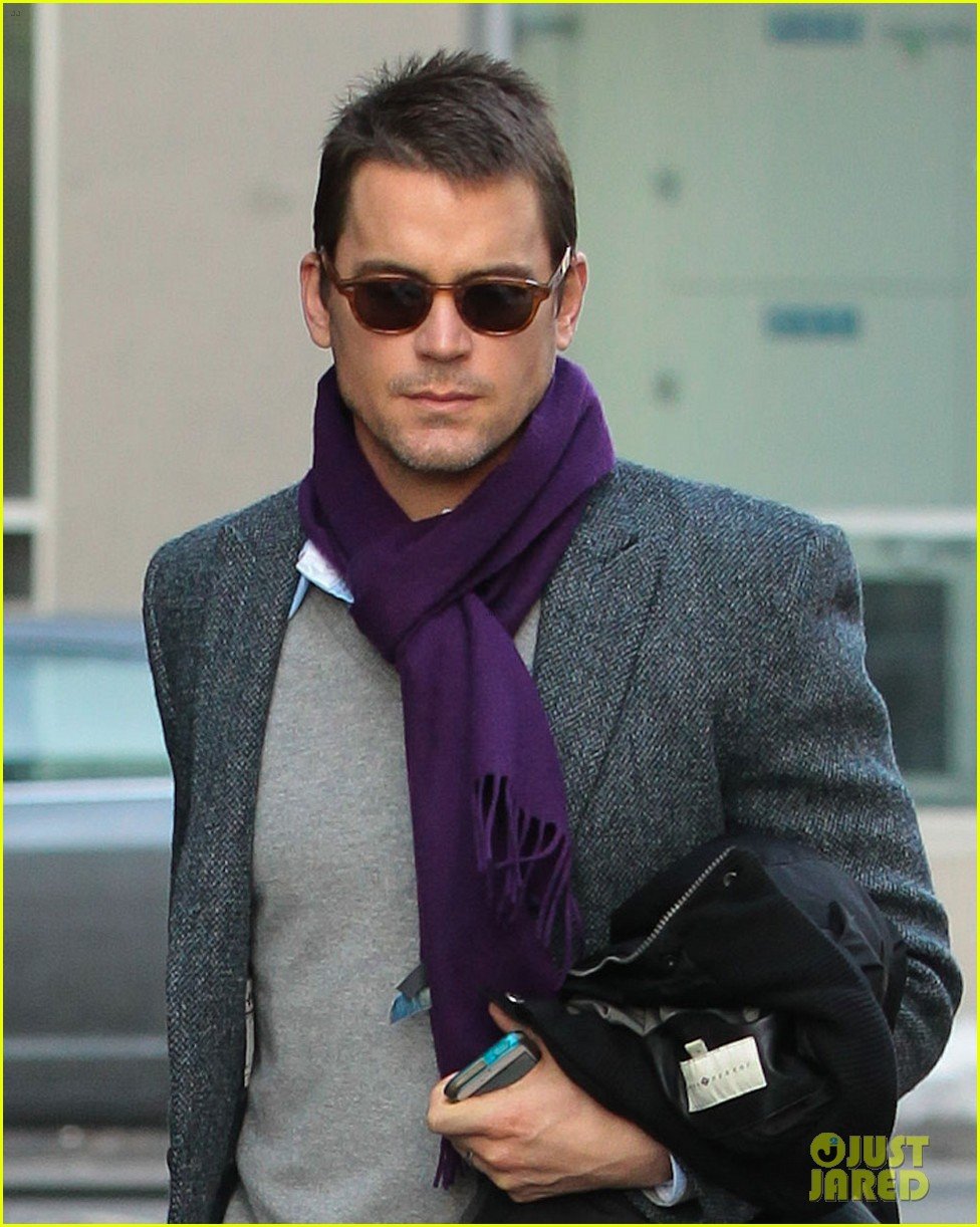 Matt Bomer & Partner Simon Halls Check Out of NYC Hotel: Photo 3052227 ...