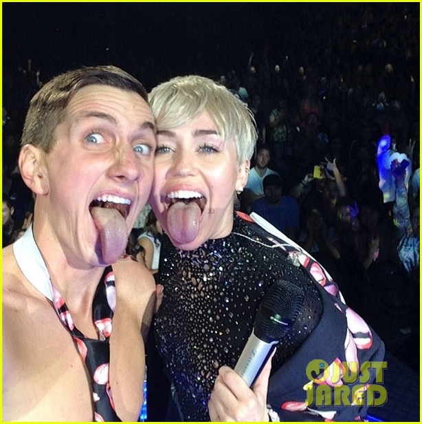 Miley Cyrus Sings 'Adore You' to Prom Date Matt Peterson - Watch Now ...