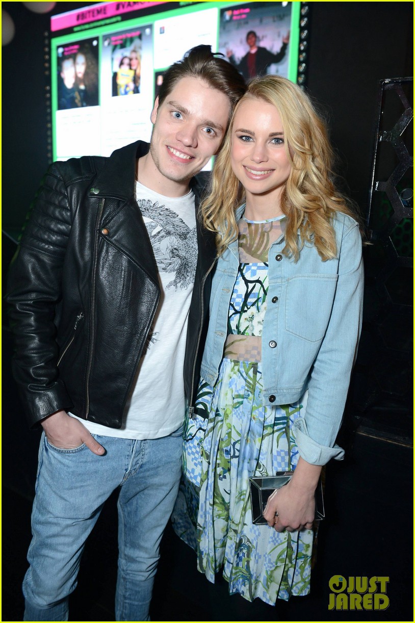 Zoey Deutch & Iggy Azalea Party the Night Away for 'Vampire Academy ...