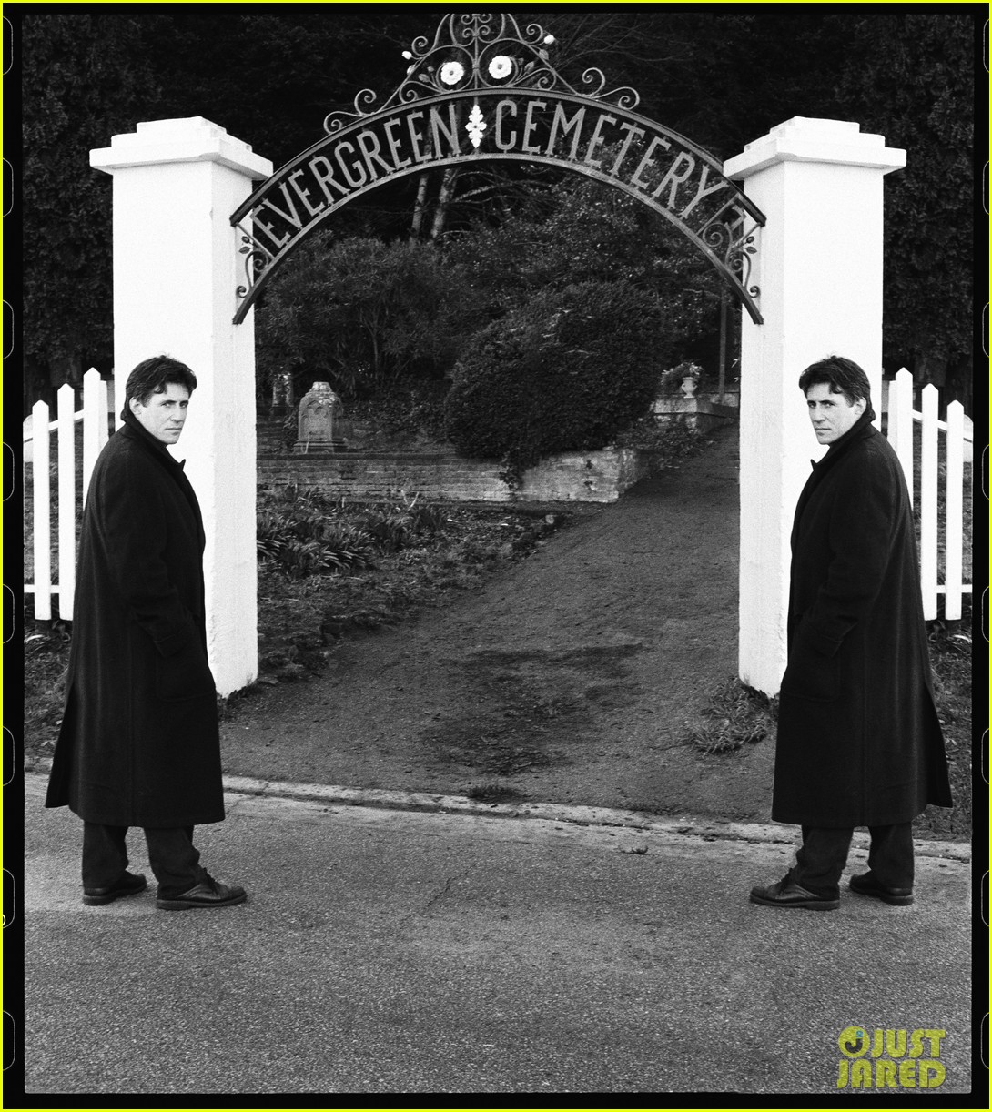 Alan Ritchson & Matt Felker Get Steamy & Shirtless for Photographer ...