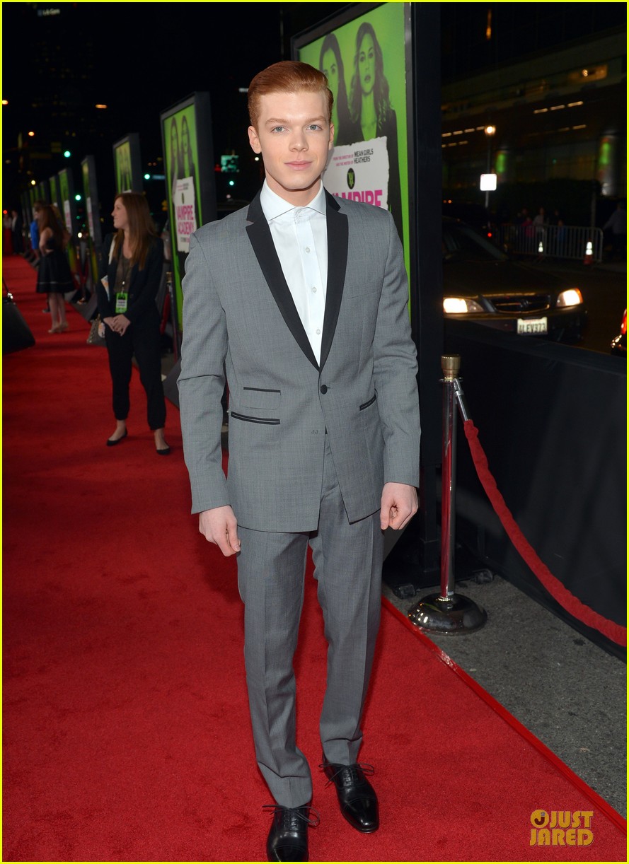 Dominic Sherwood & Cameron Monaghan: 'Vampire Academy' Premiere!: Photo ...