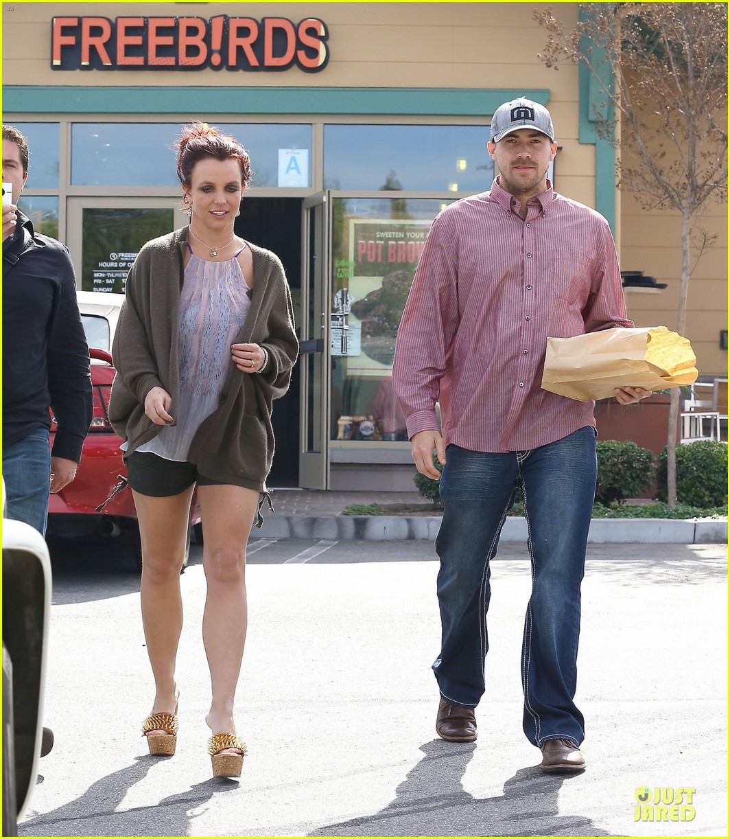 Britney Spears & David Lucado: Freebirds Lunch Before Vegas Show ...