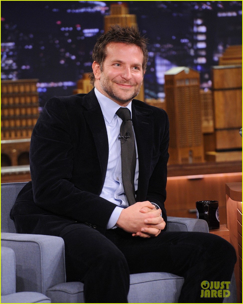 Bradley Cooper & Emma Thompson Play Charades on 'Fallon'!: Photo ...