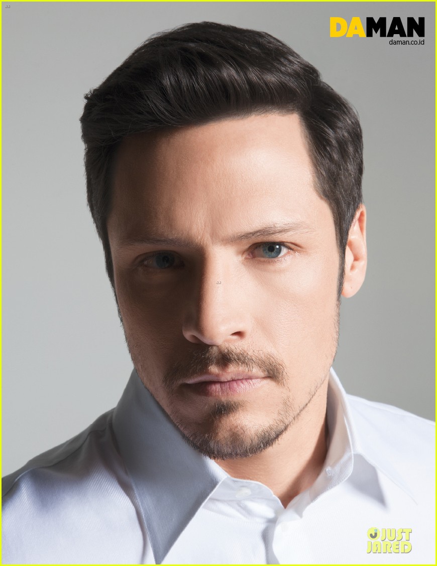 Shirtless Nick Wechsler Flashes Abs for 'Da Man' Magazine!: Photo 3047299 | Magazine, Nick ...