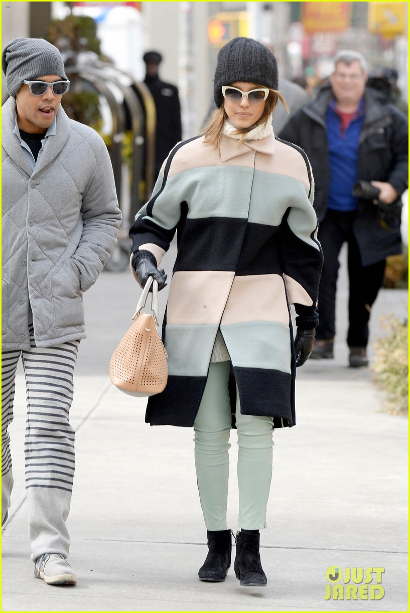 Jessica Alba Steps Out in New York City with Brother Joshua!: Photo ...