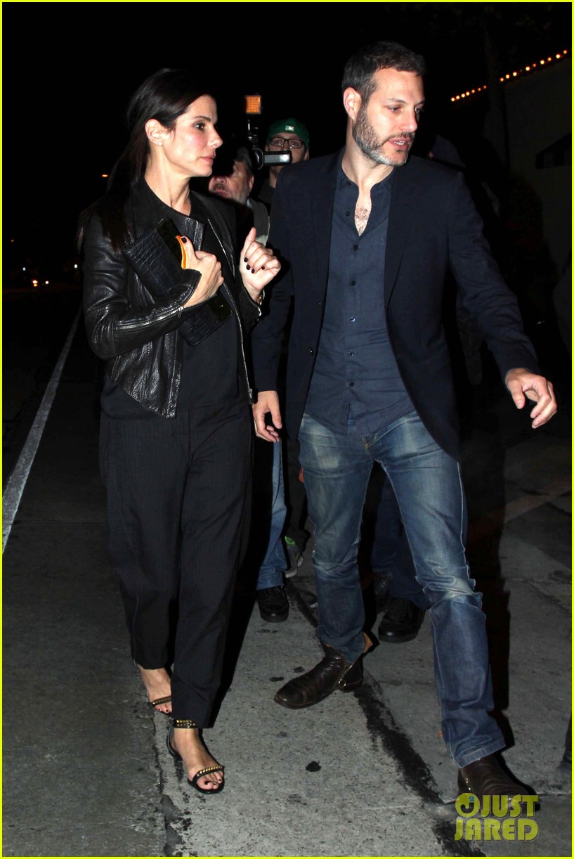 Sandra Bullock's Stylist Elizabeth Stewart Awarded THR's Top Stylist ...