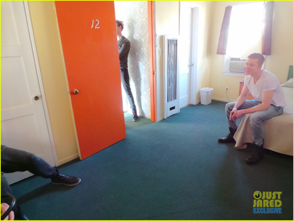 Cameron Monaghan: JJ Spotlight of the Week (Behind the Scenes Photos ...