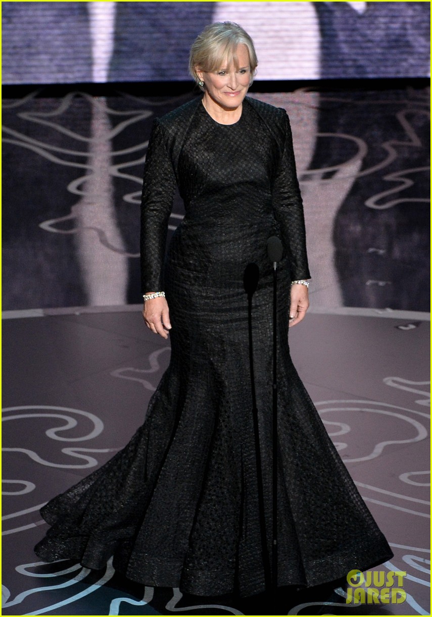 Glenn Close Presents the In Memoriam Video at Oscars 2014: Photo ...